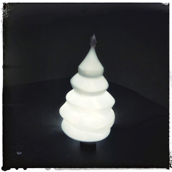 3D Printable Vase mode Xmas tree by Ignacio Sastre