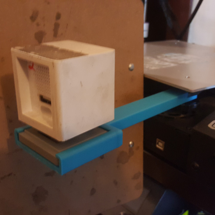 3D Printable WYZE 3D PRINTER BED MOUNT [ HEAVY DUTY ] by living in 3d