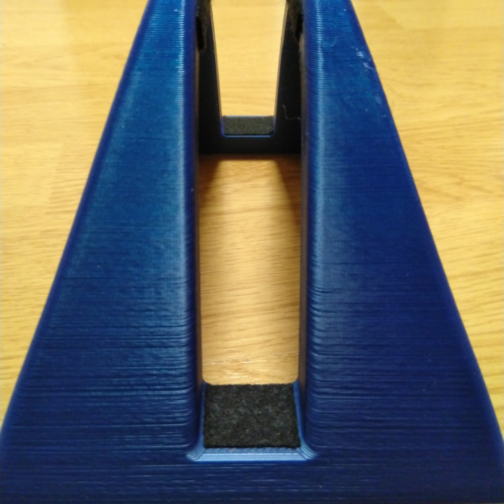 3D Printable Notebook stand (with Fusion360 sources) by Dezo Mesko