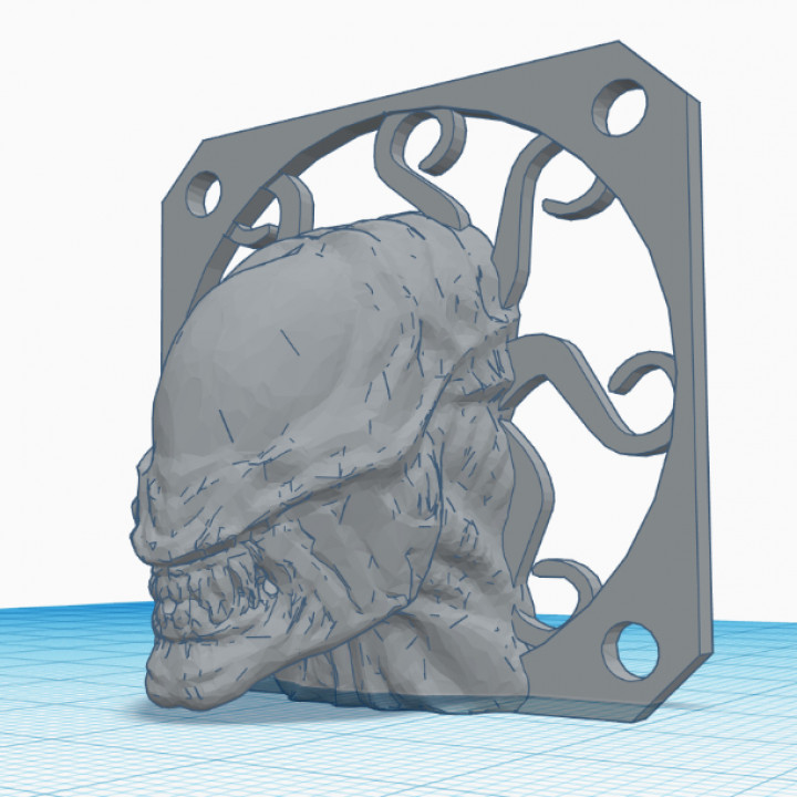 3D Printable Alien Head 40mm Fan Shroud by Dez Hoyle