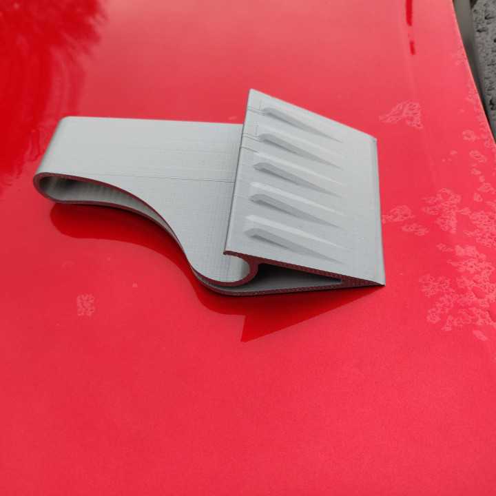 3D Printable Window Ice Scraper by Mentum