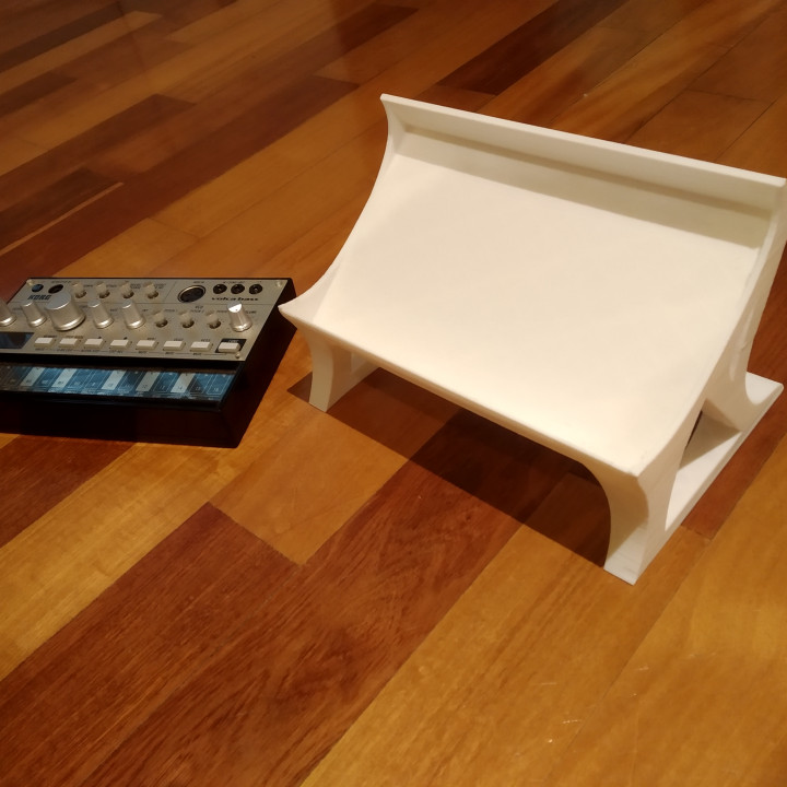 3D Printable Volca stand / volca Holder / supporto per volca by PalmaVe3D