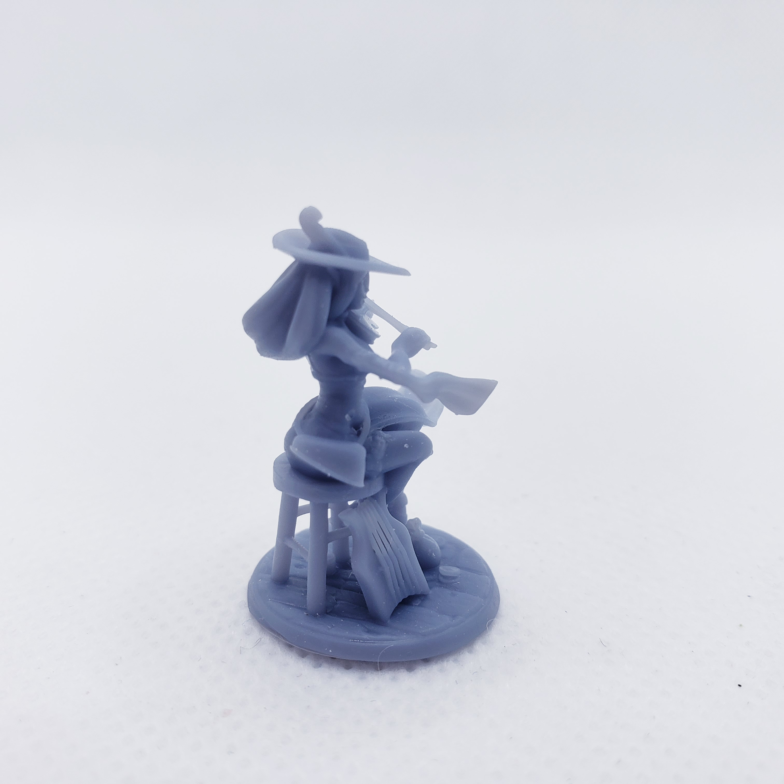 3D Printable Silv the Elf Bard by Twin Goddess Miniatures