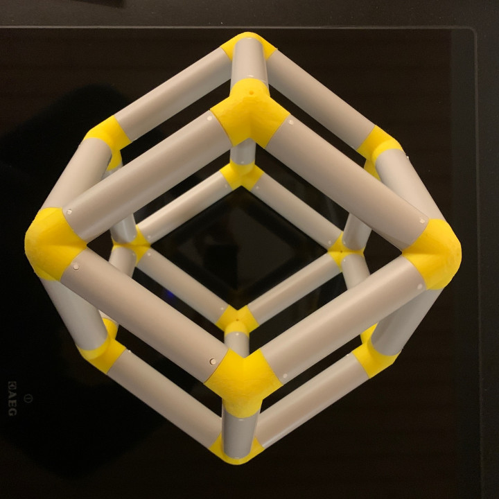 3D Printable PC 4a - Pipe Corner by Bjørn Heide