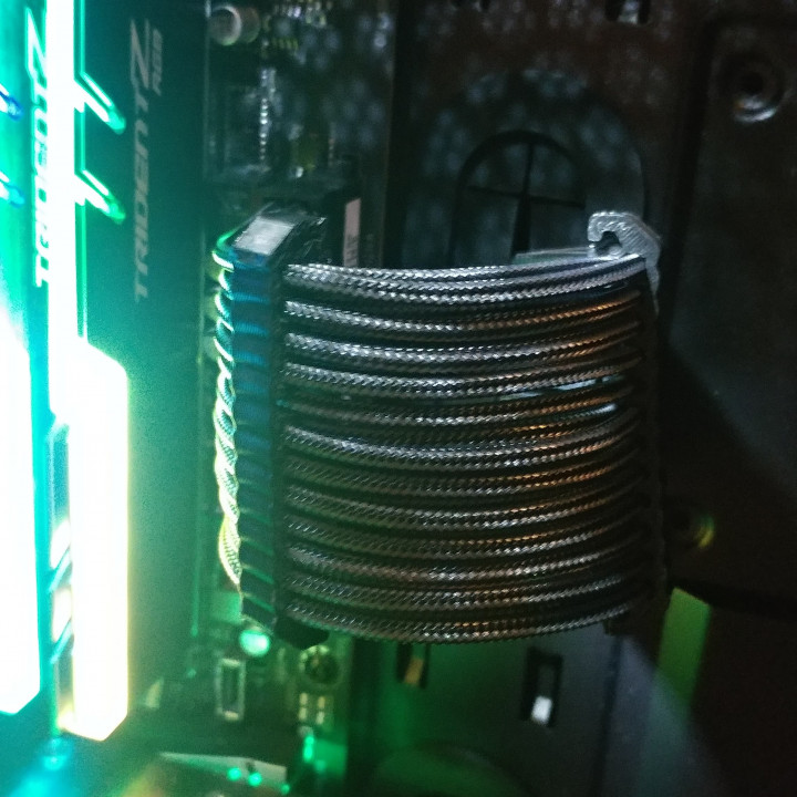 3D Printable Custom pc cable combs (Cablemod Modmesh) by Ethan Lieberman