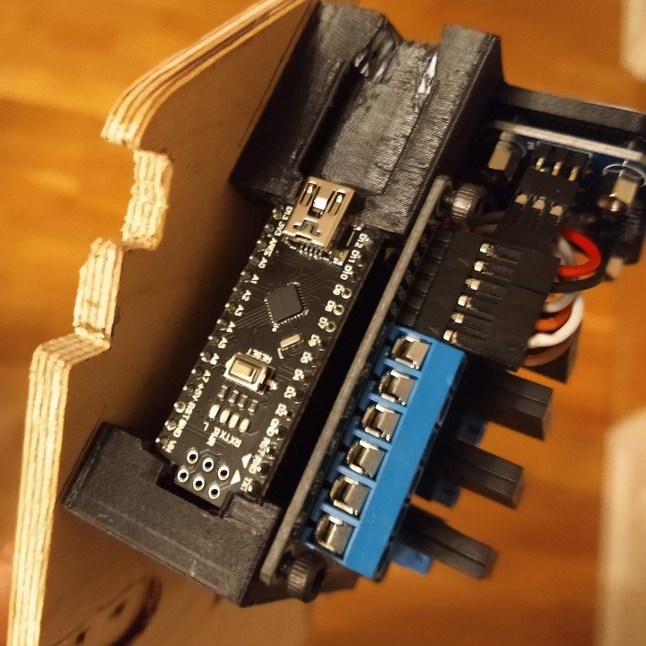 3D Printable Relay holder NANO PT100 by Martin
