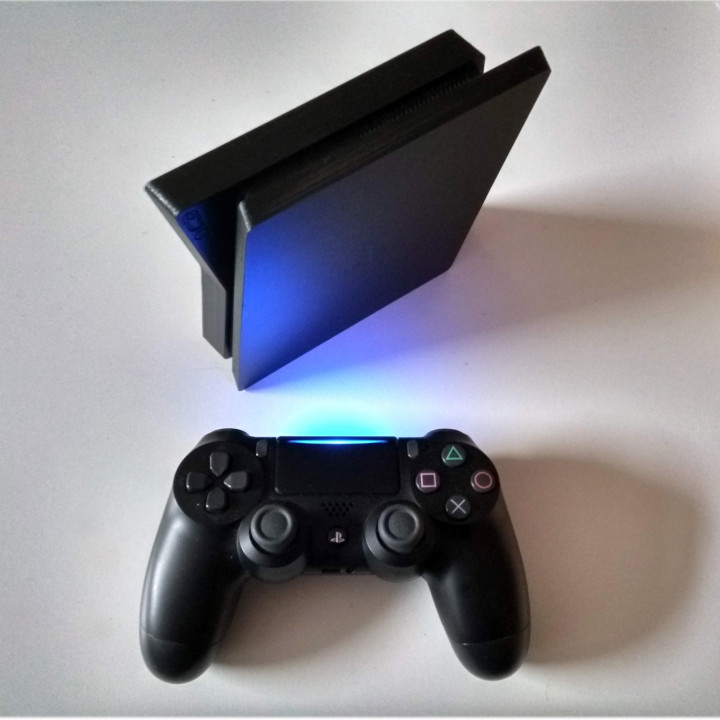 3D Printable Ps5 fake leak game console by Louis-marie David