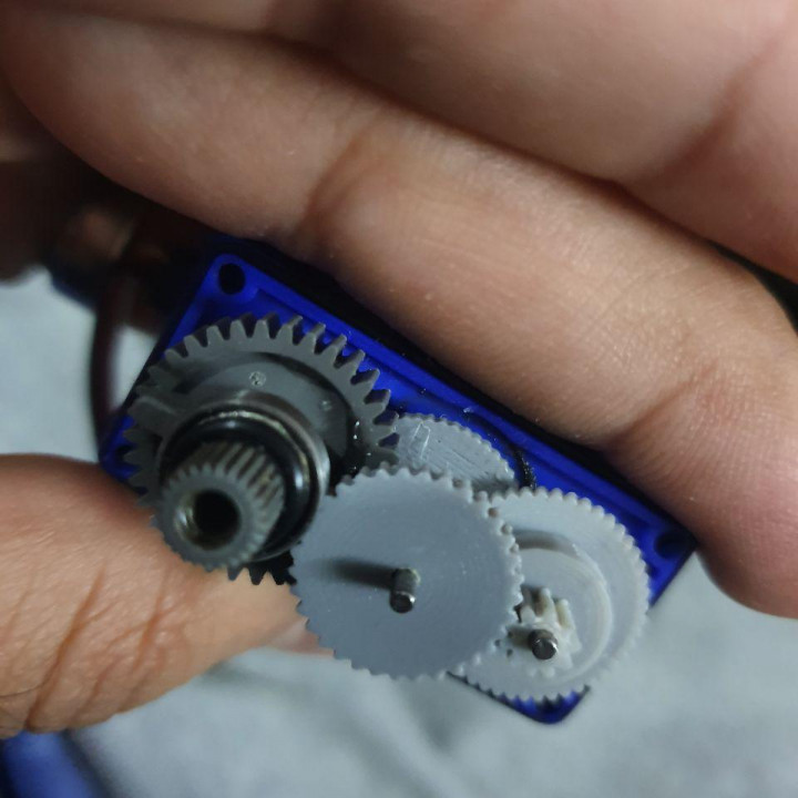 3D Printable traxxas servo spur gears 2072 by adnan