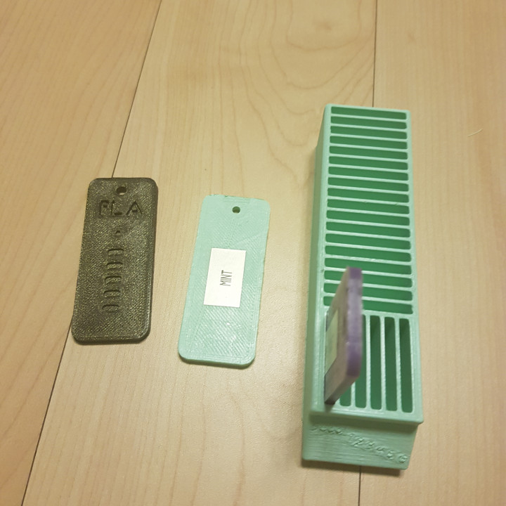 3D Printable Swatches + Swatch display by Pascal Albinsson