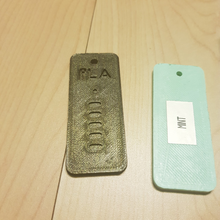 3D Printable Swatches + Swatch display by Pascal Albinsson