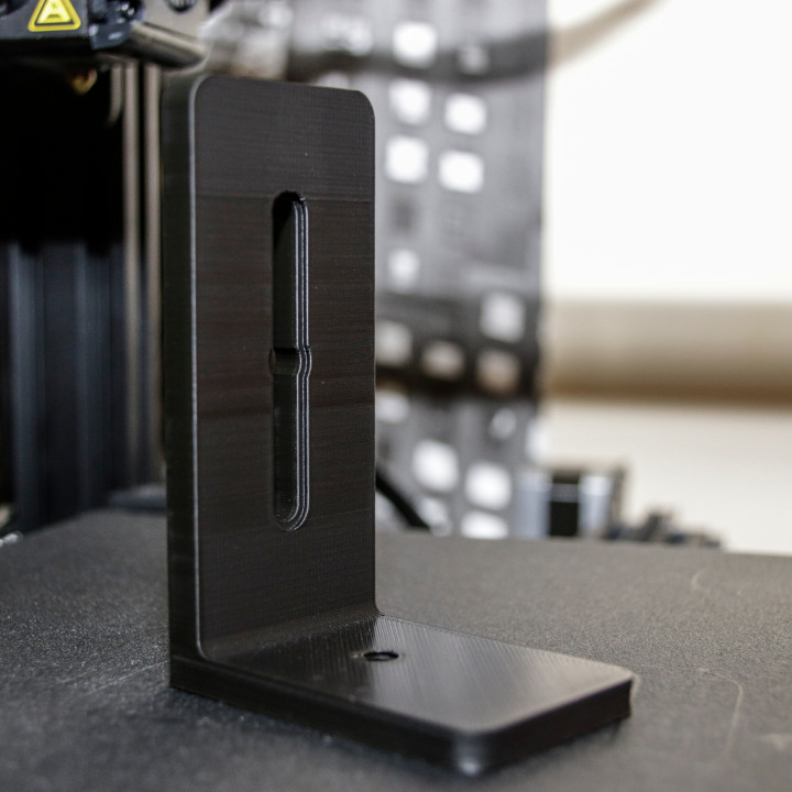 3D Printable L Bracket for camera by Kamil Wróbel