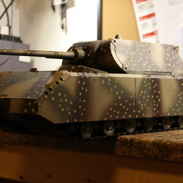 3D Printable Panzer VIII Maus Tracks for 1/16 Model by Joe