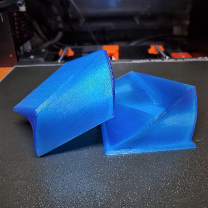 3D Printable Twisted Square Box by Teryl Todd