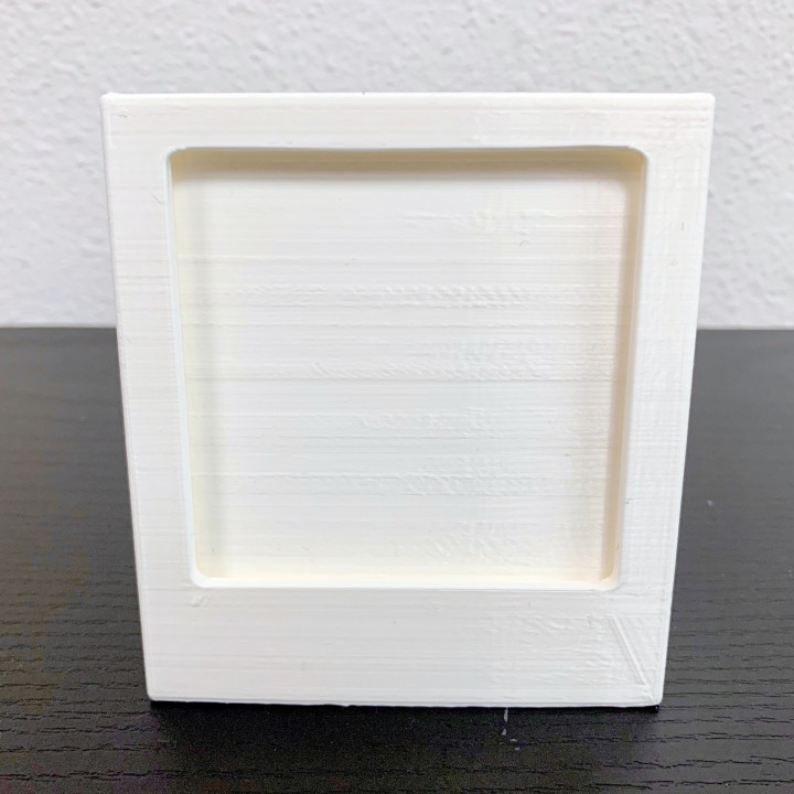 3D Printable Fujifilm Instax Square Photo Frame by Ivan Diaz