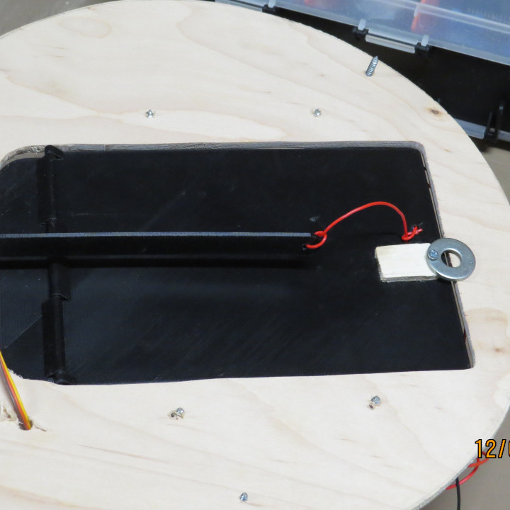 3D Printable Mouse Trap- mini servo driven, arduino controlled by Brian ...