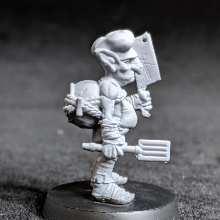 3D Printable Goblin Chef [Pre-Supported] by TytanTroll Miniatures