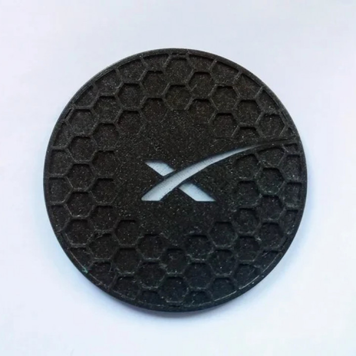 3D Printable Multi color SpaceX Coaster by Gustavo de León