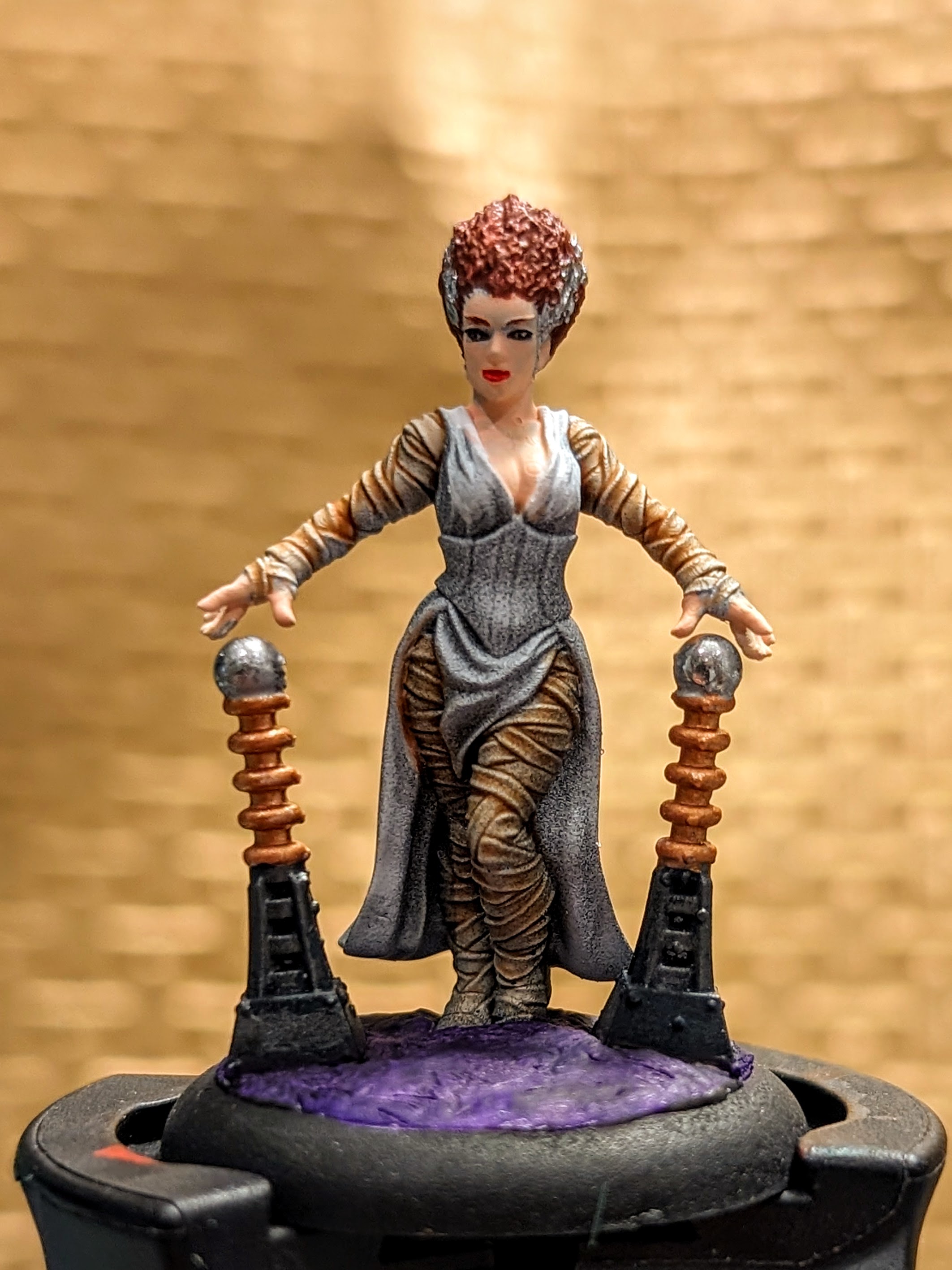 3D Printable Elsa the Bride by Bombshell Miniatures