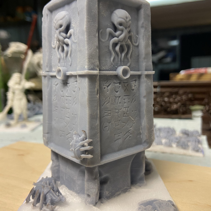 3D Print of Lovecraftian Monolith by pontinuum