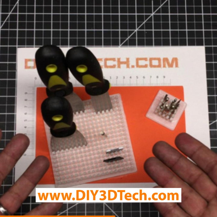 3D Printable The Ultimate Widget! by Mr. DIY3DTech.com