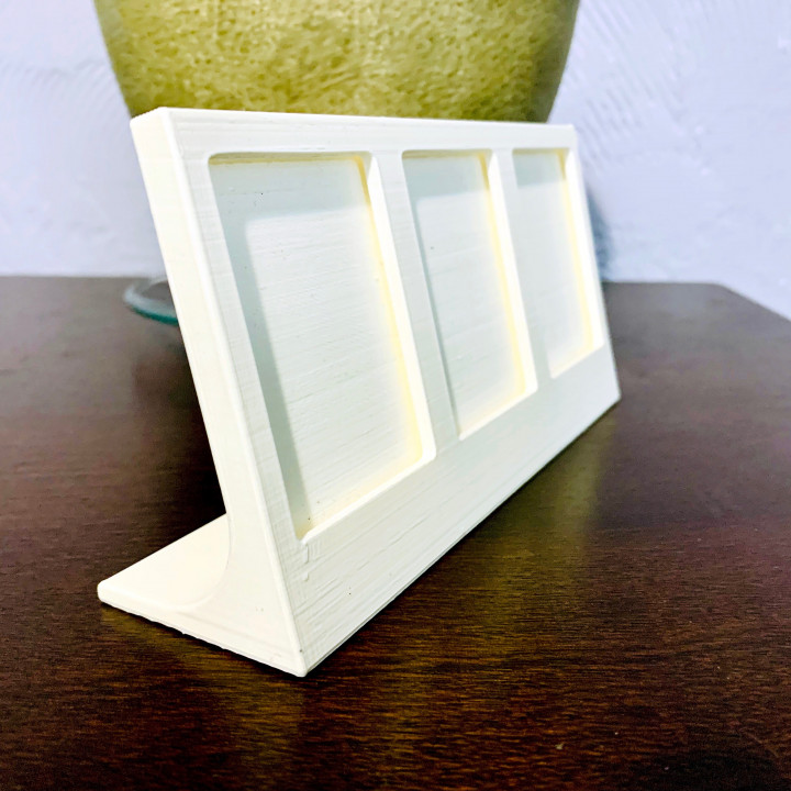 3D Printable Fujifilm Instax Mini Triple Photo Frame by Ivan Diaz