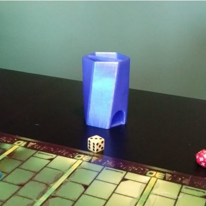 3D Printable Dice Tower by Christopher Bray