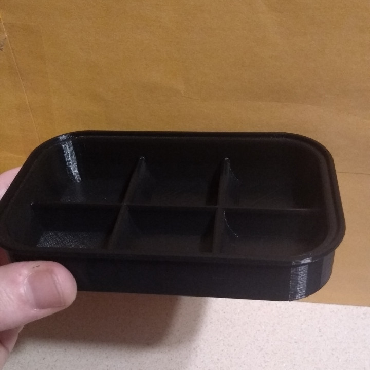 3D Printable SPT: Stacking Part Trays by ShannDeMann