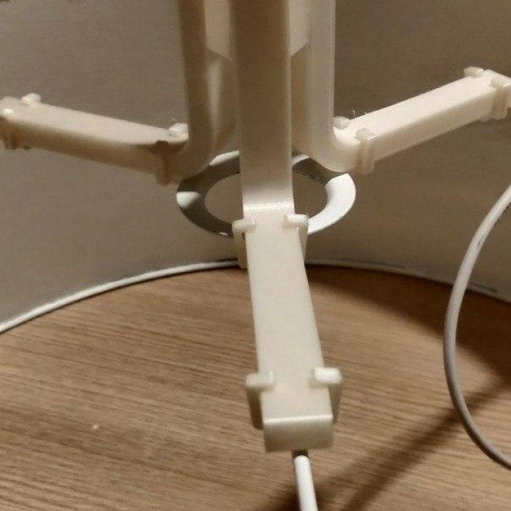 3D Printable Universal Ceiling hood lamp mount by Gianluca Magrini
