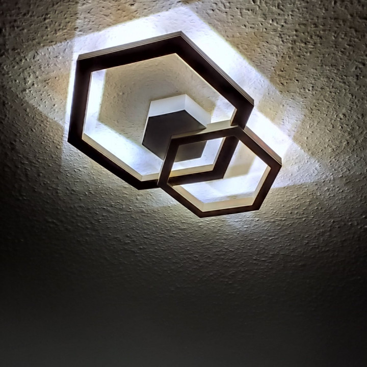 3D Printable LED light by Hobby Hoarder