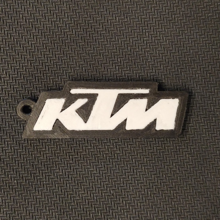 3D Printable KTM Logo Keychain by jago schantz