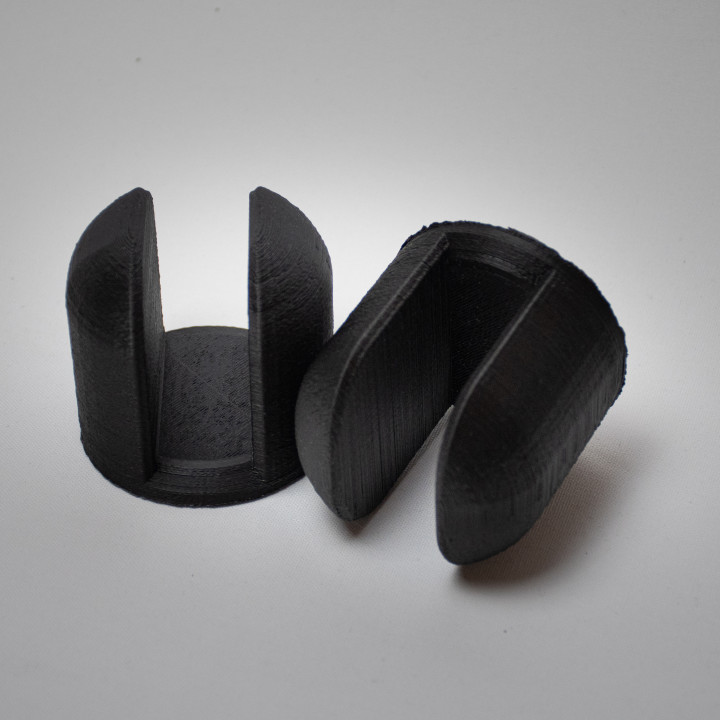 3D Printable Laptop holder by David Meyer