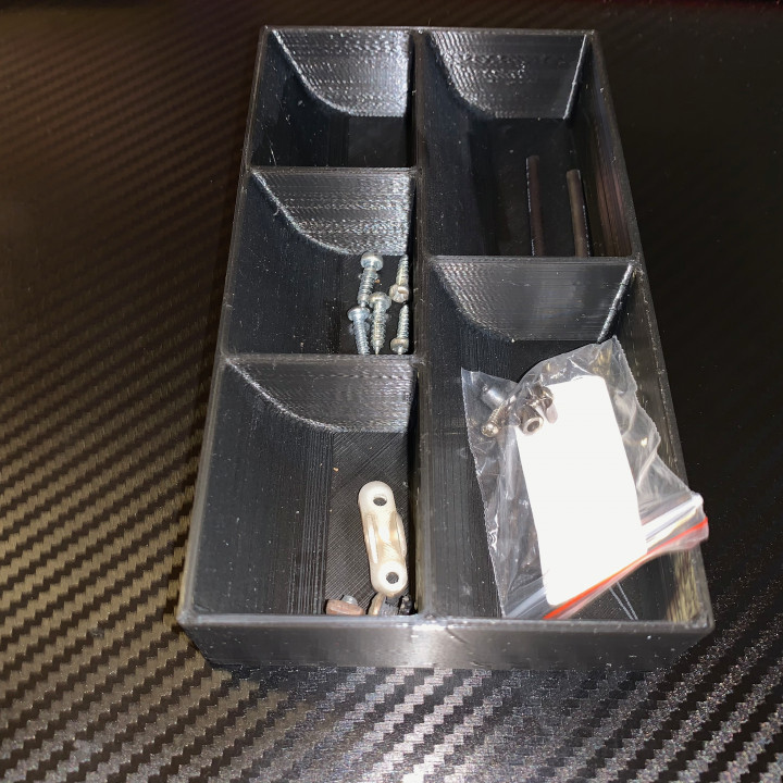 3D Printable Screw Organizer by Michael