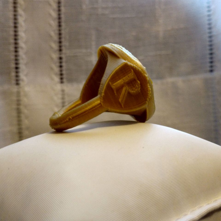 3D Printable Custom 3d ring by Luca