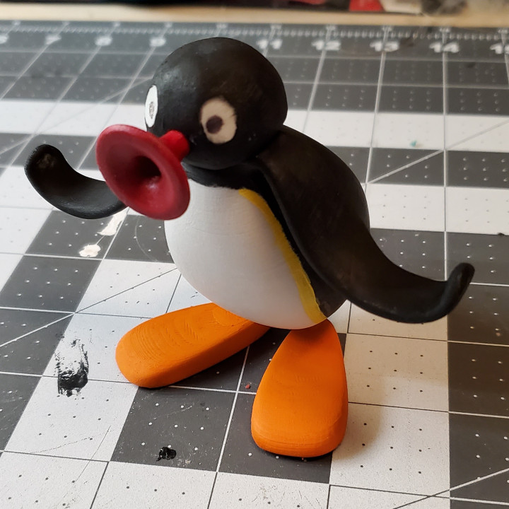 3D Printable Pingu by Émil Lauzon