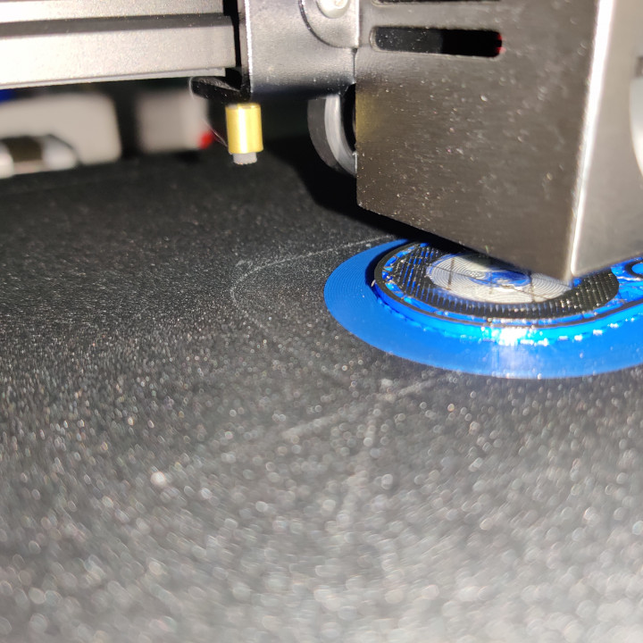 3D Printable CS key chain with NFC by Obada Abu alhiga