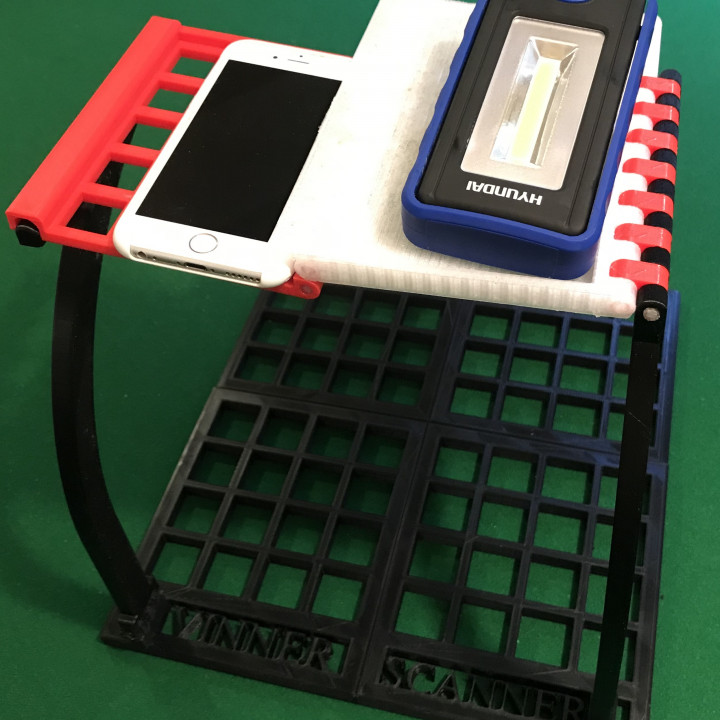 3D Printable Phone Scanner by Ilan Vinner