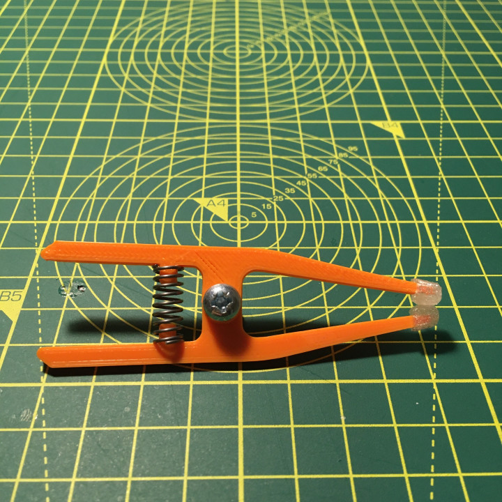 3D Printable Mini Clamp by James Paz-Cundy