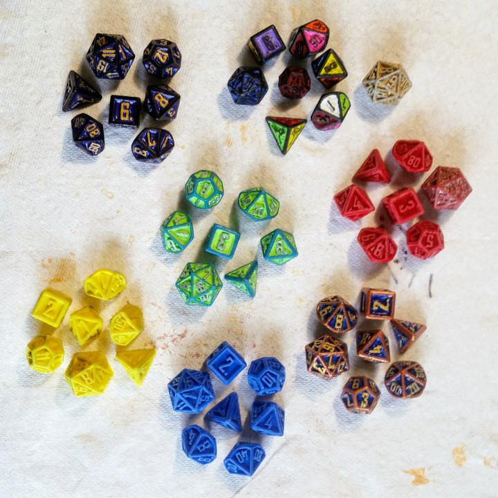 3D Printable D&D Dice Set with Outset Numbering (d4 to d20) by Noy-nac