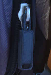 3D Printable Universal Zip Toggle [with hooks] by Klaus