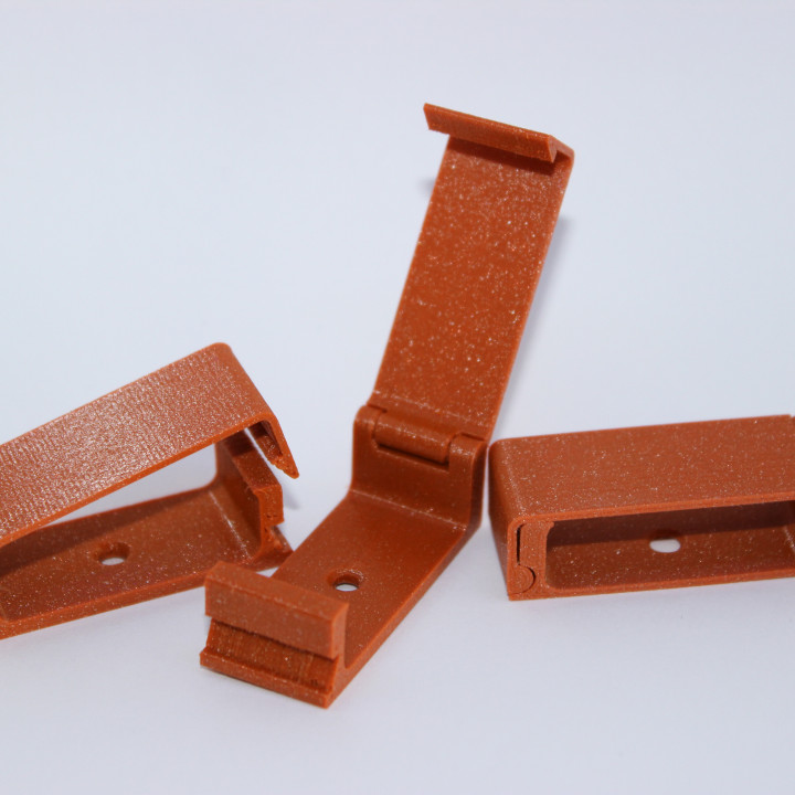 3D Printable CABLES MANAGEMENT CLIPS by Kevin Thomas