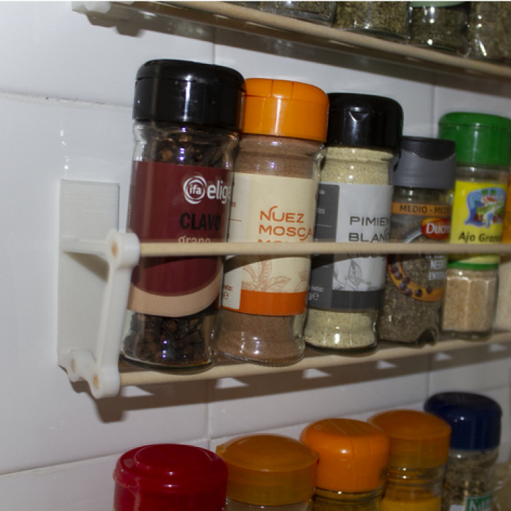 3D Printable Minimalistic spice rack (customizable) by Juan C. Roldán