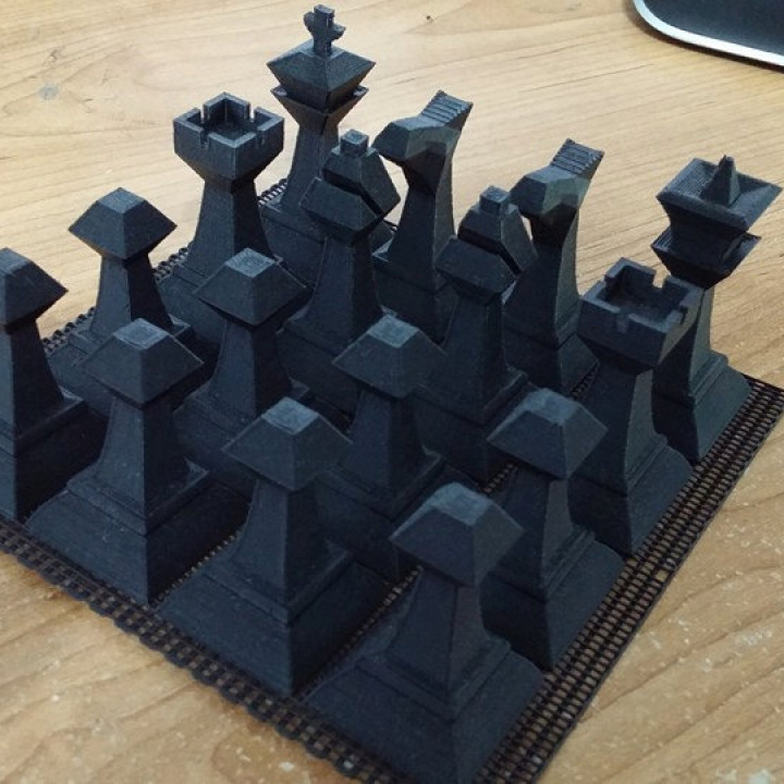 3D Printable Low-Poly Styled Chess Set by Mike S