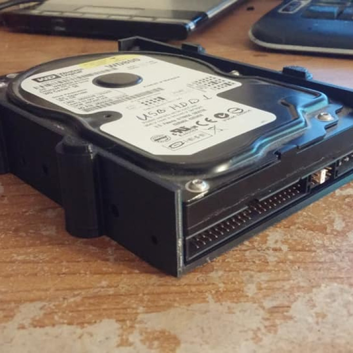 3D Printable Stackable Modular 2.5" & 3.5" Hard Drive Caddy for Servers ...