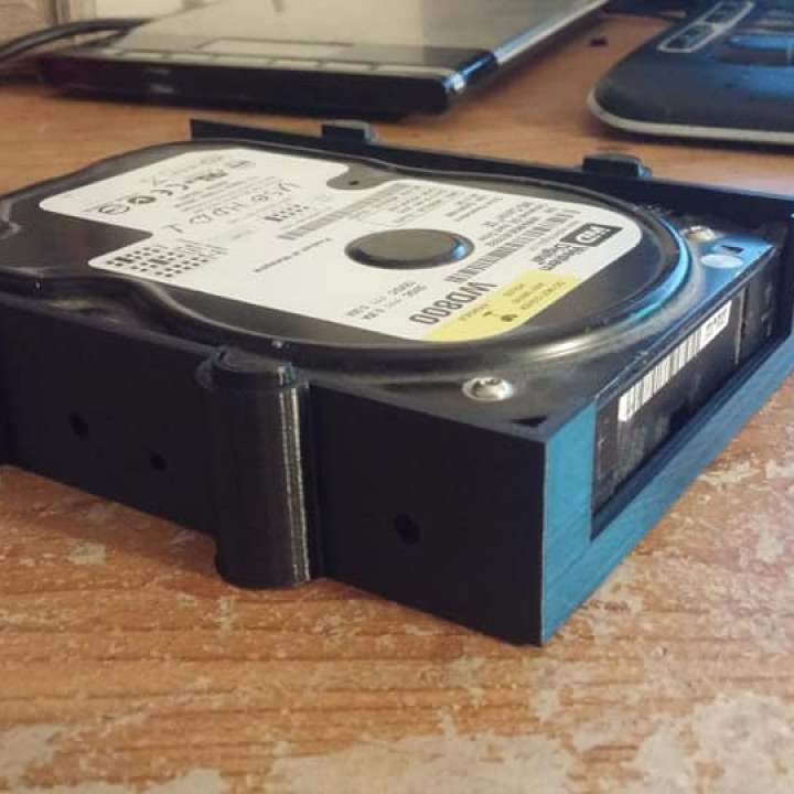 3D Printable Stackable Modular 2.5" & 3.5" Hard Drive Caddy for Servers ...