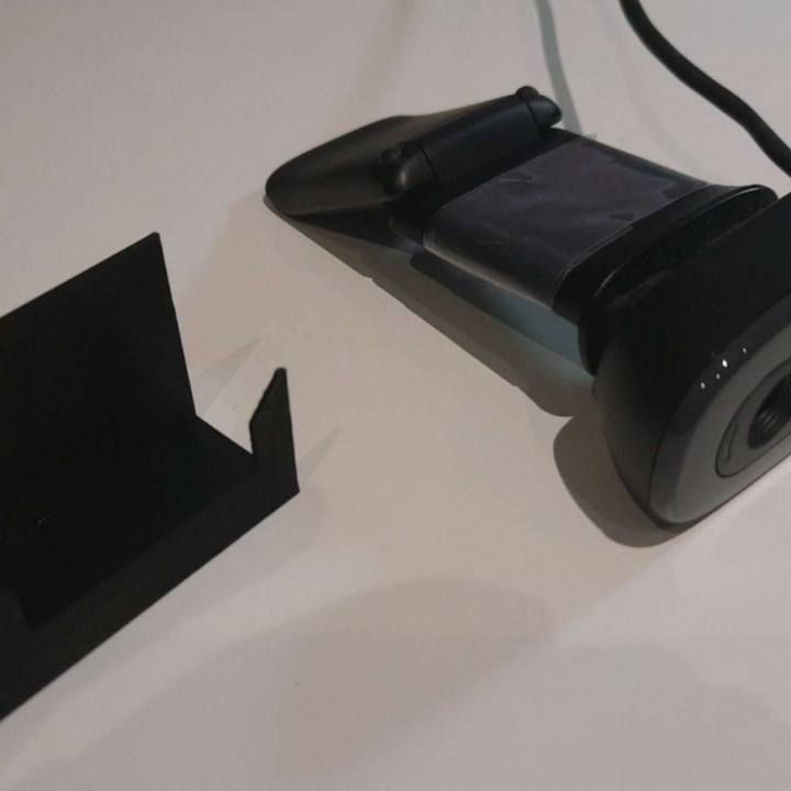 3D Printable Logitech Webcam Cover by Matze