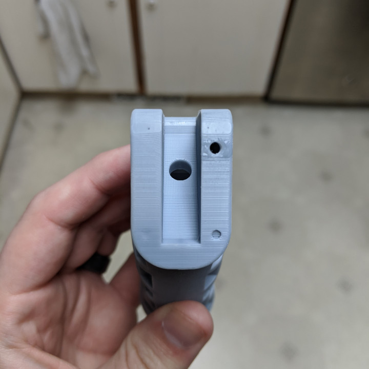 3D Printable solid frame hex grip by C. Atkinson