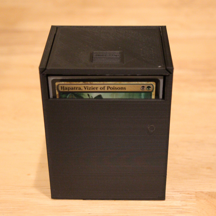 3D Printable Magic: The Gathering | MTG | Deck Box by Ian M