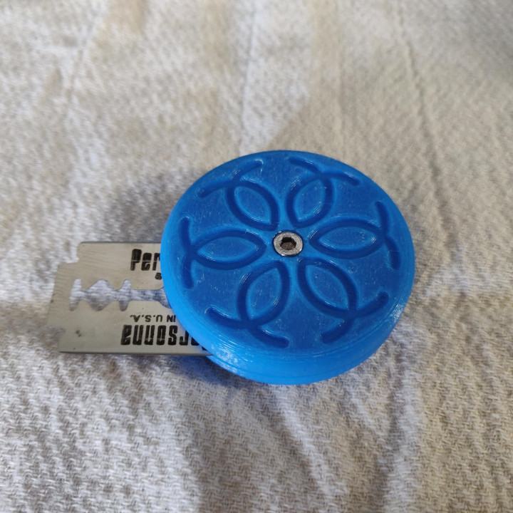 3D Printable Bread Lame (Razor Holder) by Kerber