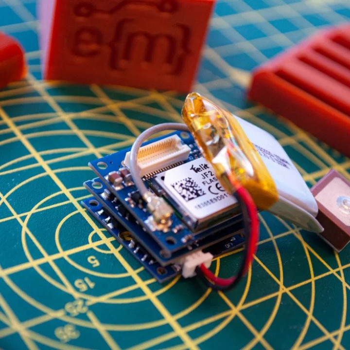 3D Printable GPS Tracker by Electromaker Kits
