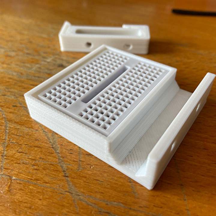 3D Printable Din Rail mount for mini breadboard by Michele Maffucci
